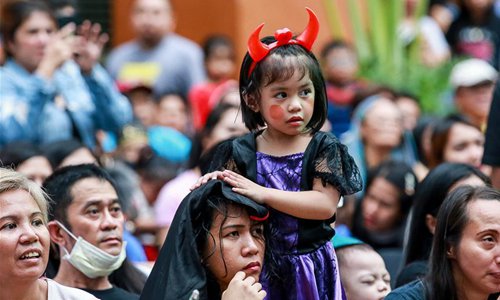 People take part in "Petrified" Halloween celebration in Philippines - Global Times