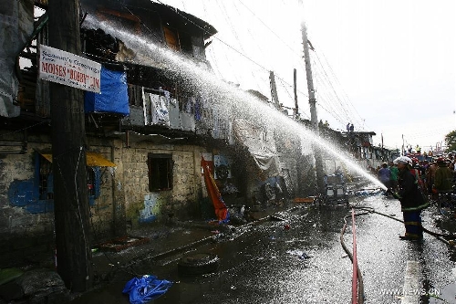 Fire hits slum area in Manila, 3 killed - Global Times