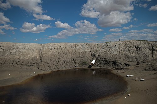 Lake of poison - Global Times