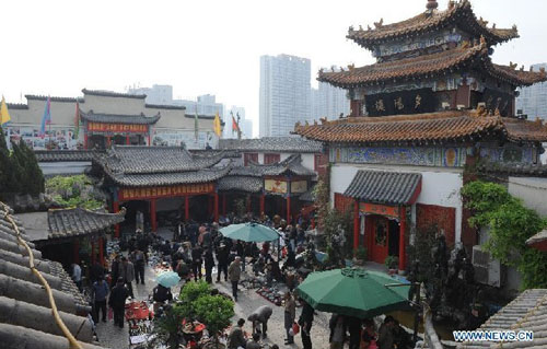 Flea market attracts collectors in C. China - Global Times