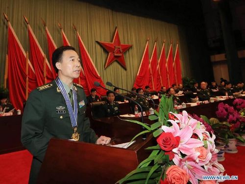 Awarding ceremony held to honor Shenzhou-9 crew in Beijing - Global Times