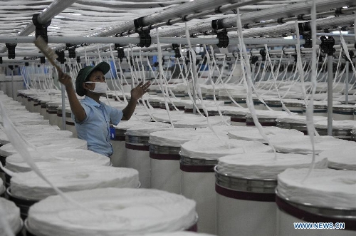 Investment in Indonesian textile to reach 1.5 trillion rupiah in 2013 ...