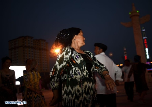 Folk art 'Dolan Muqam' performed in Maigaiti, Xinjiang - Global Times