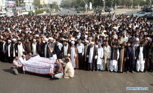 Pakistani Muslims hold funeral for slain community leader - Global Times