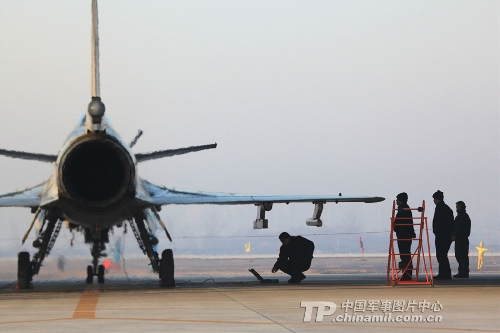 Flight training of China's J-10 fighters - Global Times