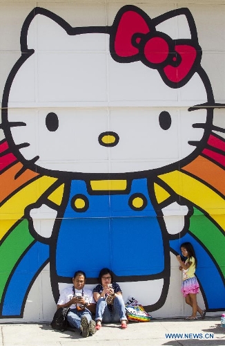 1st-ever Hello Kitty fan convention held in LA - Global Times