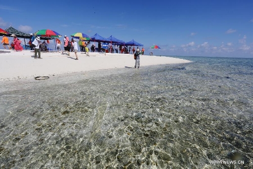 Tourists visit Yinyu Island of Xisha Islands - Global Times
