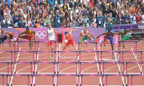 Liu Xiang crashes out of Men's 110m hurdles at Olympic Games - Global Times