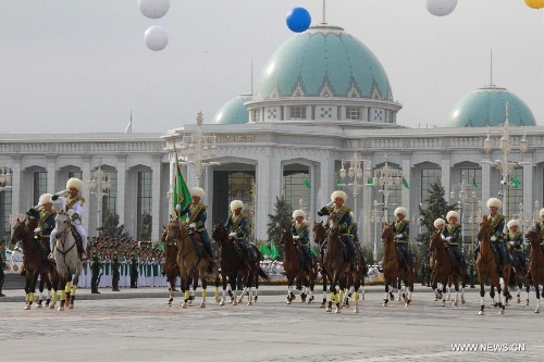 Military parade held in Turkmenistan to mark independent anniv ...