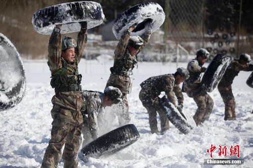 Soldiers in training snow and cold - Global Times