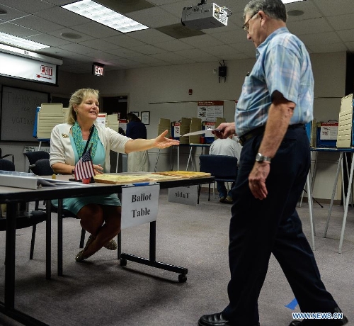 Early voting of US midterm elections held at Fairfax County, Virginia ...