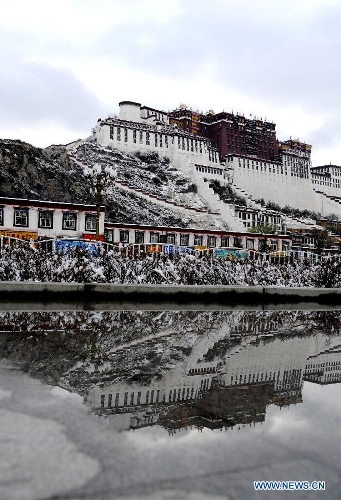 Lhasa sees big snowfall in Spring - Global Times