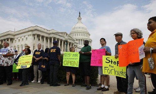 US federal employees protest against federal workers' lockout - Global ...