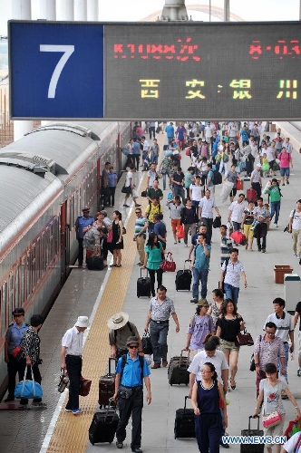 China's summer railway travel rush starts - Global Times