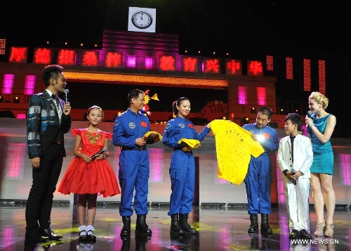 Young overseas Chinese attend 'root-seeking' summer camp - Global Times