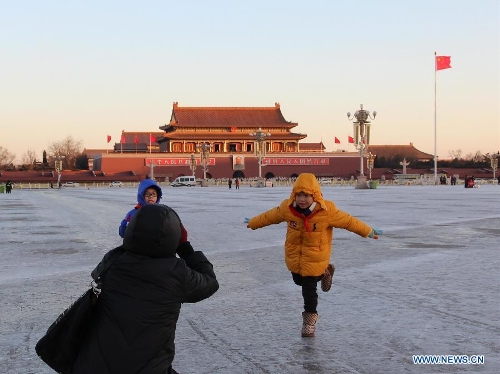 Strong wind blows away lingering smog in Beijing - Global Times