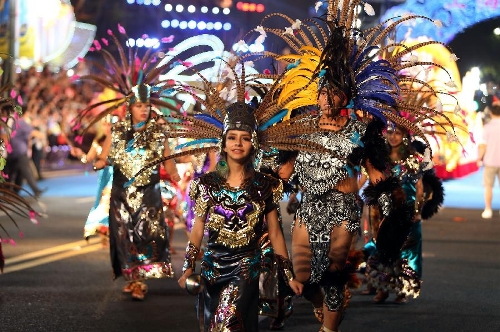 Highlights in opening ceremony grand parade of Shanghai Tourism ...