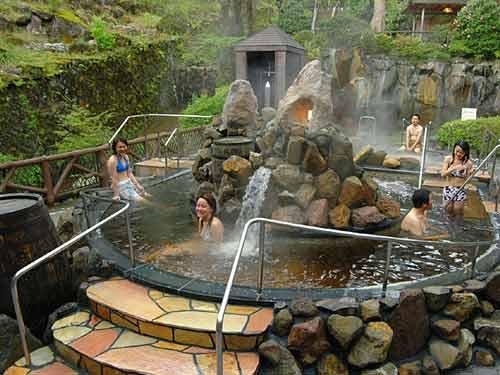Enjoy magic hot springs in Japan - Global Times