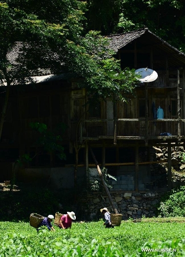 Traditional way of living in C China village - Global Times