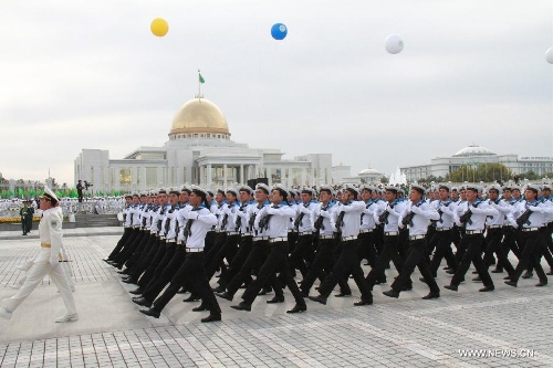 Military parade held in Turkmenistan to mark independent anniv ...