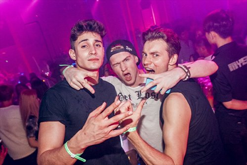 Electronic dance party - Global Times