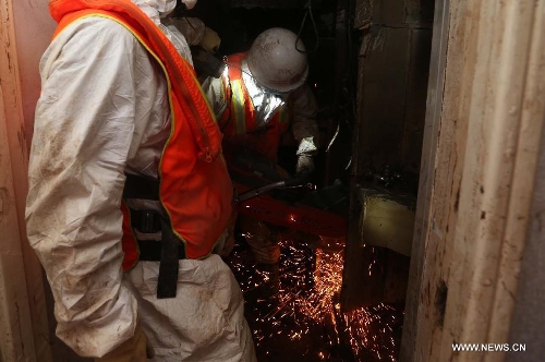 Rescuers enter into Eastern Star - Global Times