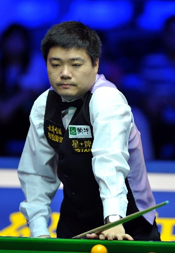 Chinese ace Ding Junhui struggls to beat Michael Holt 5-4 - Global Times