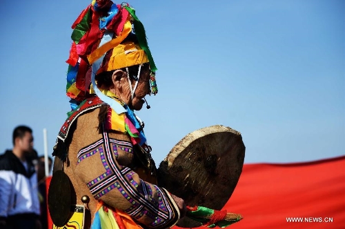 Orogen ethnic group celebrate Heilongjiang River being navigable ...
