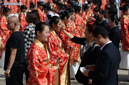Over 1,000 students attend traditional adult ceremony in NW China ...