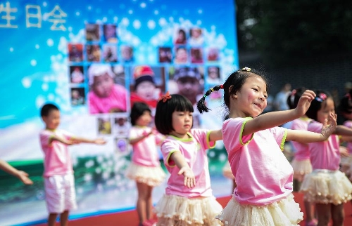 Birthday party for children born at temple after 2008 quake - Global Times
