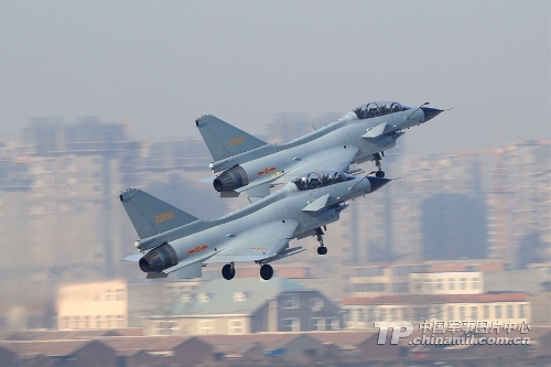 Flight training of China's J-10 fighters - Global Times
