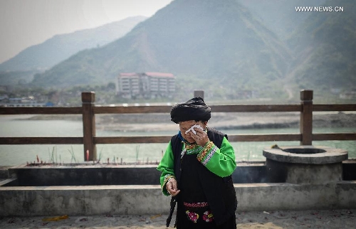 People mark 5th anniversary of Wenchuan Earthquake - Global Times