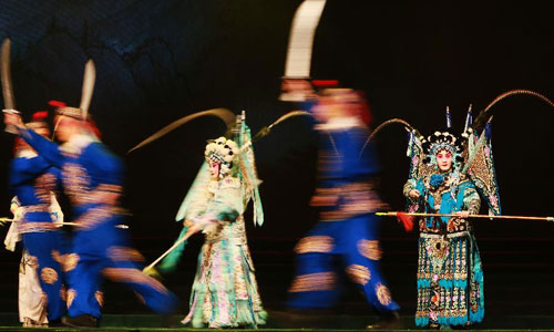 Art students perform in Tsinghua University - Global Times