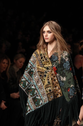 Snapshots of Burberry Prosum show at London Fashion Week - Global Times