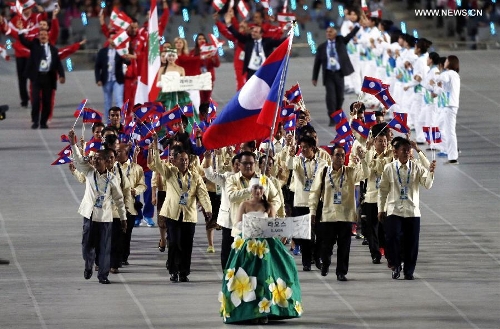 Delegations enter stadium during opening ceremony of Asian Games ...