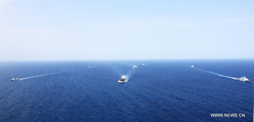 Chinese Navy conducts first joint convoy mission in Gulf of Aden ...