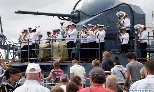 Twelve warships open to public at Belgium's Zeebrugge naval base ...