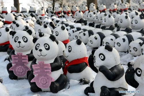 Panda sculptures seen at Daming Mountain Park in China's Zhejiang ...