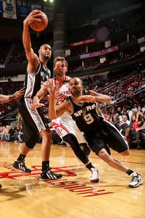 Spurs beat Rockets in OT - Global Times