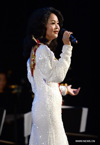 Yuan Mingqing holds concert to mark 20th anniv. of Teresa Teng's death ...