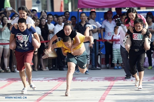 Fight with High Heels! - Global Times