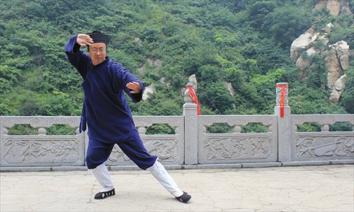 Walking a worldly path - Global Times