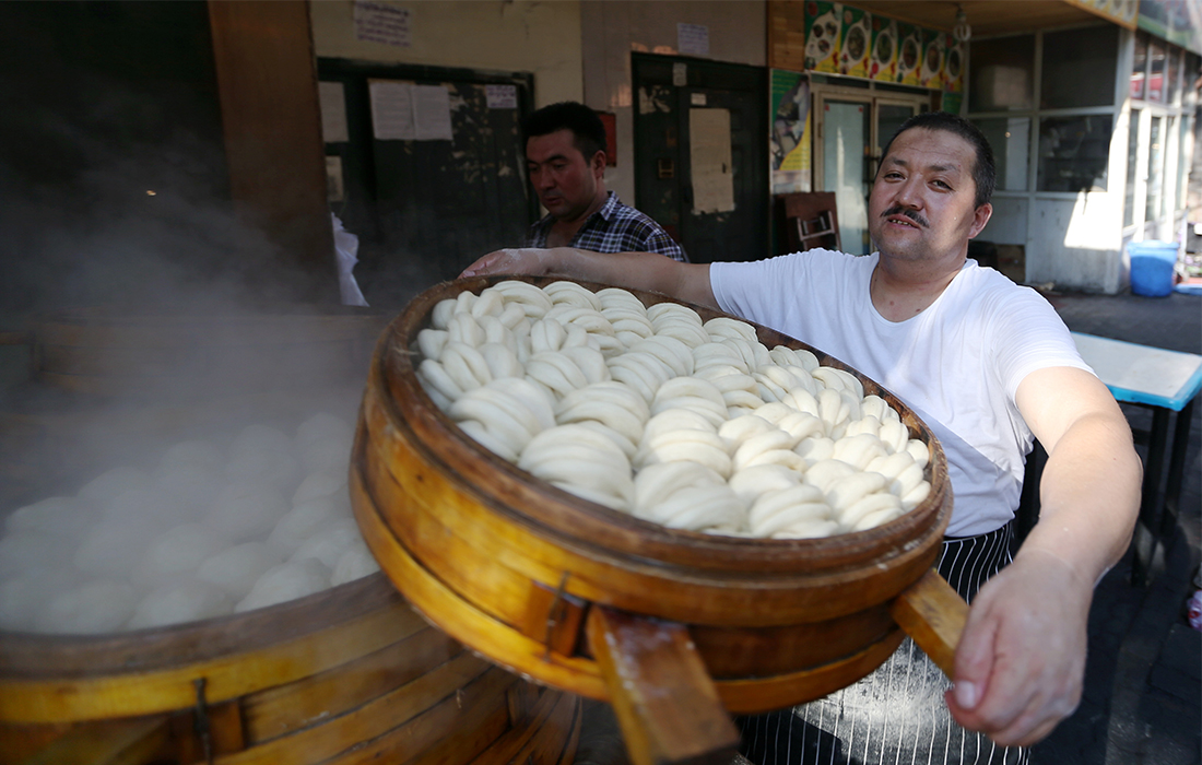 Urumqi's Muslims celebrate Lesser Bairam - Global Times