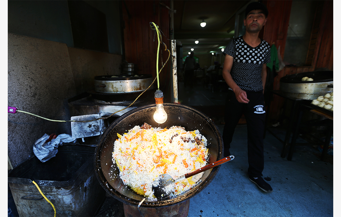 Urumqi's Muslims celebrate Lesser Bairam - Global Times