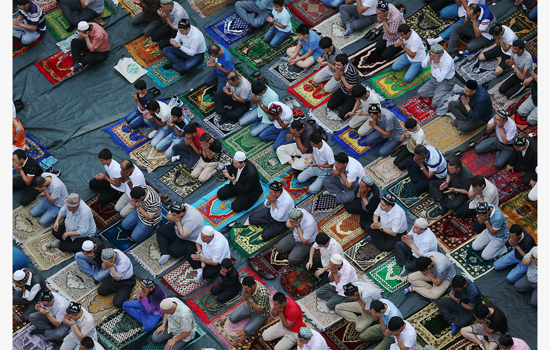 Urumqi's Muslims celebrate Lesser Bairam - Global Times