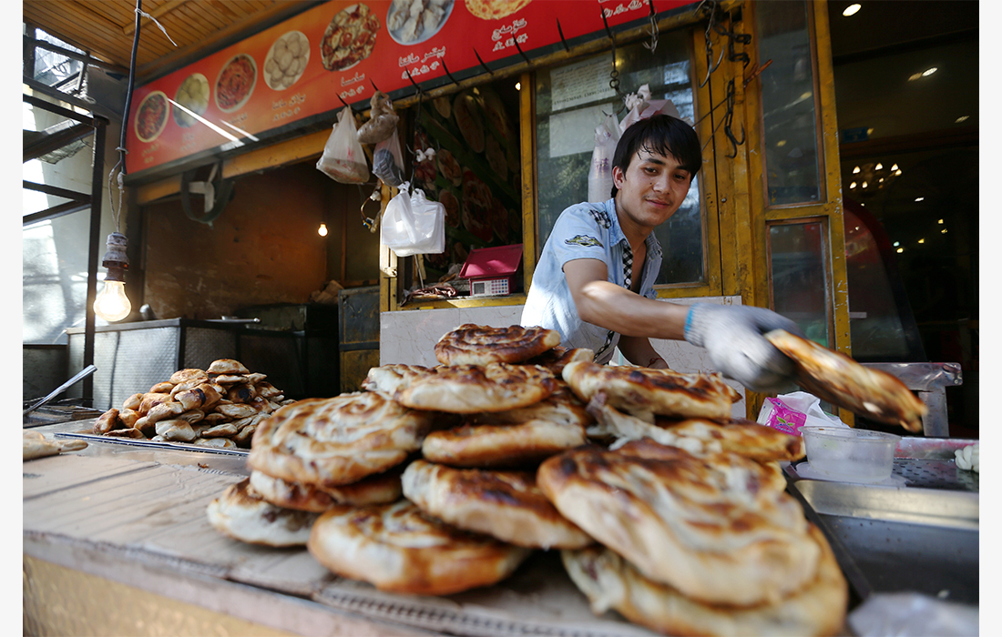 Urumqi's Muslims celebrate Lesser Bairam - Global Times