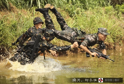 In pics: Brave Chinese soldiers receive trainings - Global Times