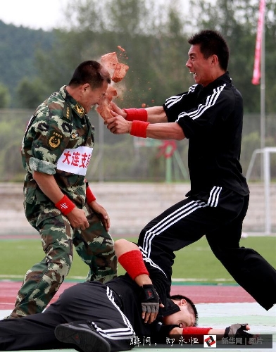 In pics: Brave Chinese soldiers receive trainings - Global Times