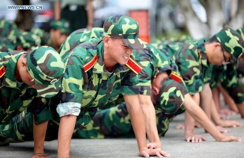 Freshmen take part in military training in China's Guangxi - Global Times