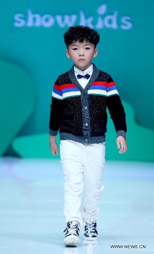 Child models shine at Fashion Week - Global Times